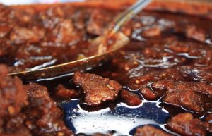 Asado de Res rojo. Receta mexicana fácil